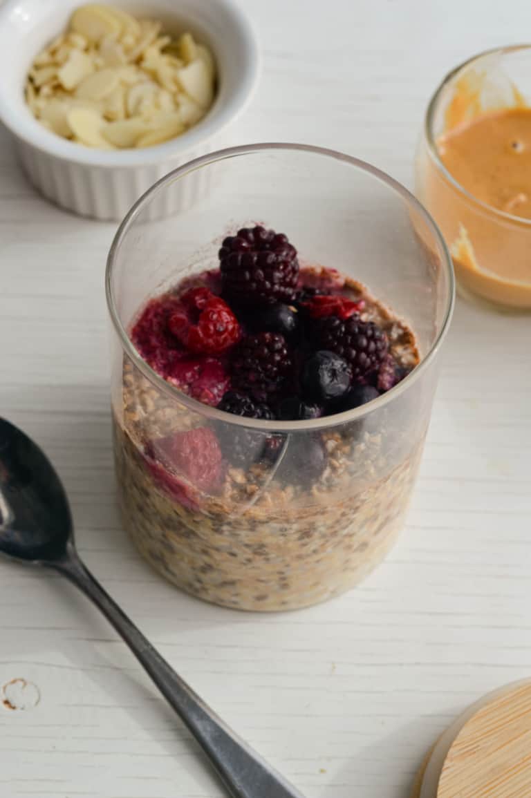 Easy Overnight Oats with Frozen Fruit - Nourished by Nic