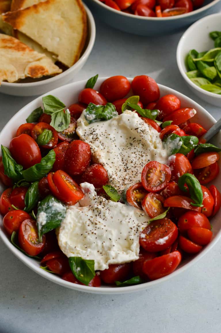 Easy Burrata Caprese Salad - Nourished by Nic
