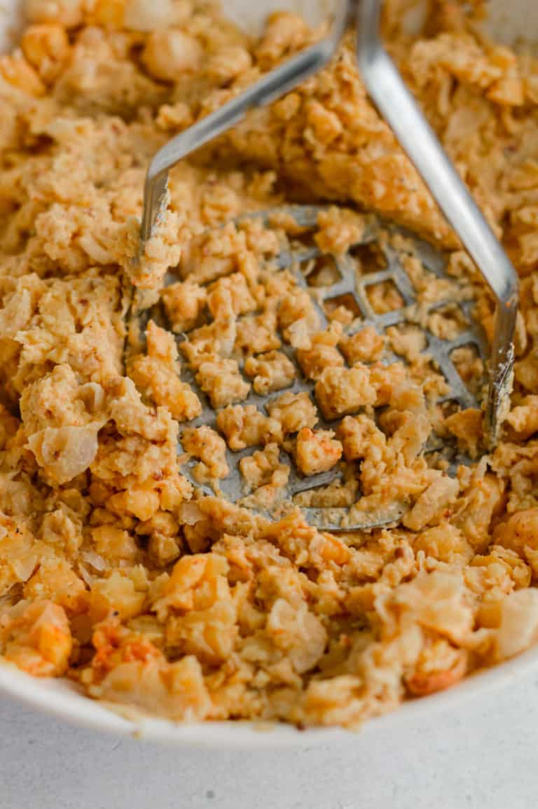 Smashed Vegan Chickpea Salad - Nourished by Nic