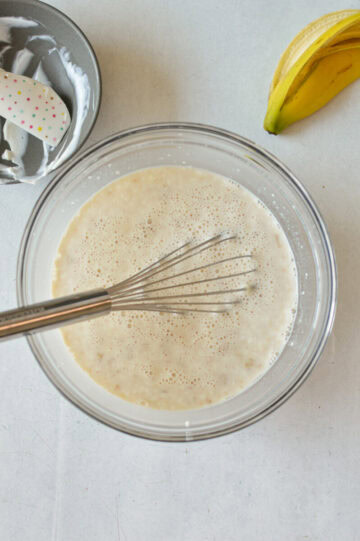 Banana Bread Overnight Oats - Nourished by Nic